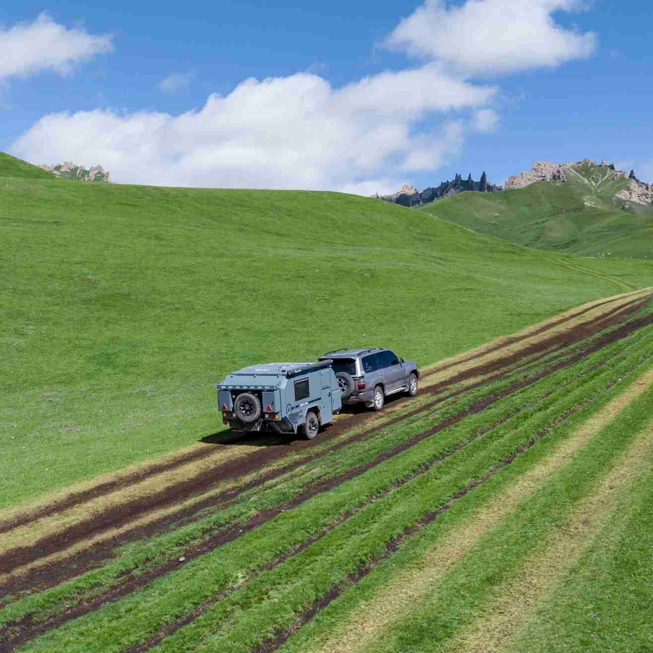 Avventuriero 4x4 Off Road Camper Trailers NJSTAR 4 Stagione Off Grid ...